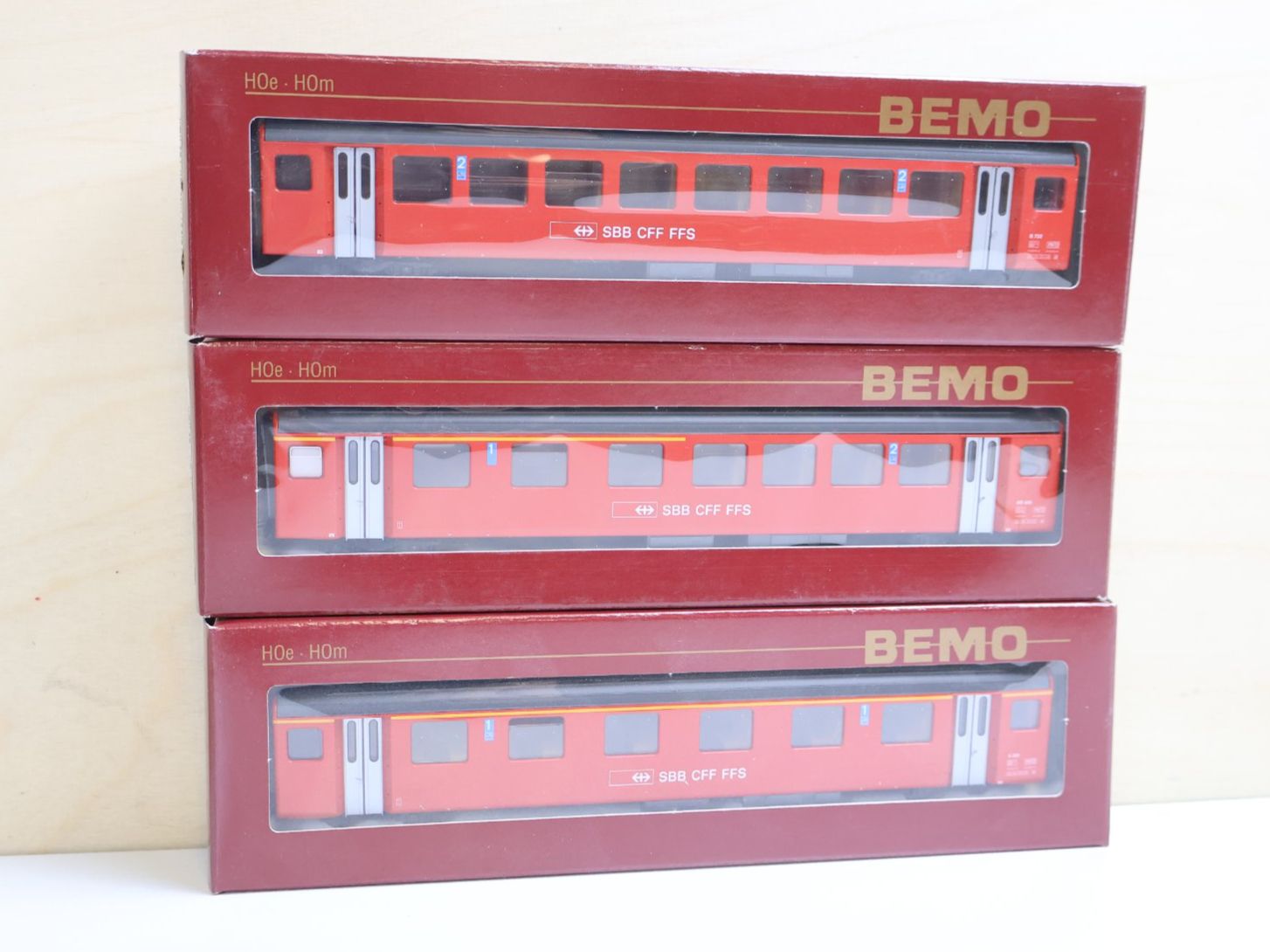 BEMO 3 x Brünigbahn Personenwagen H0m Set 3277 429 & mehr (Gebraucht ...