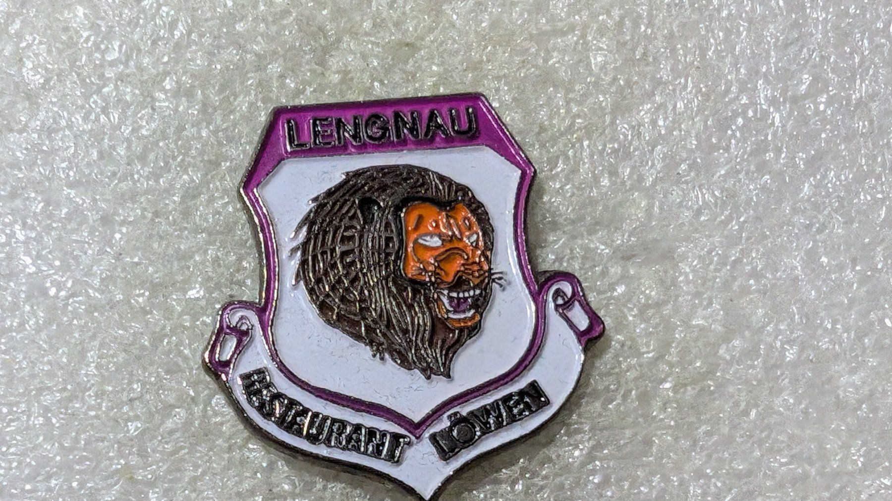 Ansteckpin 169: Restaurant Löwen Lengnau (Gebraucht) in Oppligen für ...