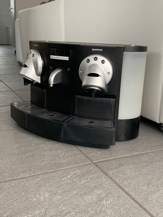 Nespresso GEMINI CS 200 | Kaufen auf Ricardo