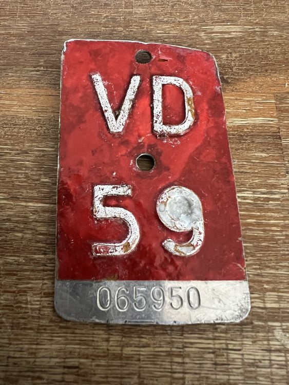 Plaque vélo VD 59 (Gebraucht) in Villars sur Glane für CHF 30 – mit ...