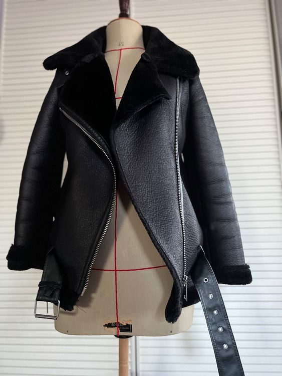 ZARA Jacke GrössXS (gross geschnitten) (Gebraucht) in Hittnau für CHF ...