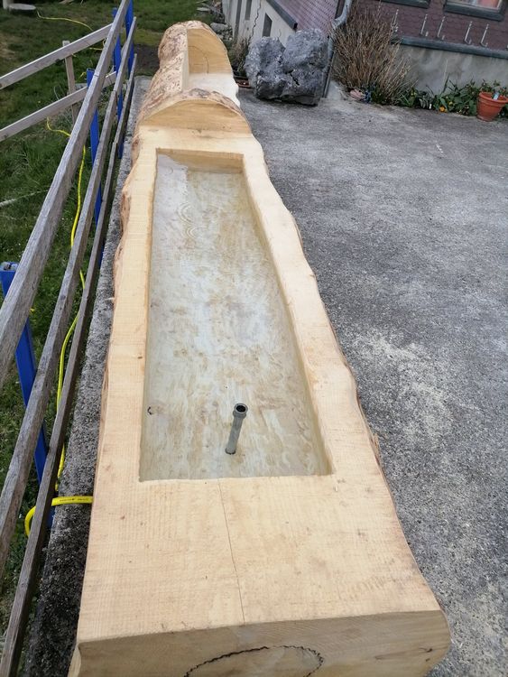 Brunnen mit Sitzbank rustikal (Neu und originalverpackt) in Willisau für CHF 350 – nur Abholung ...