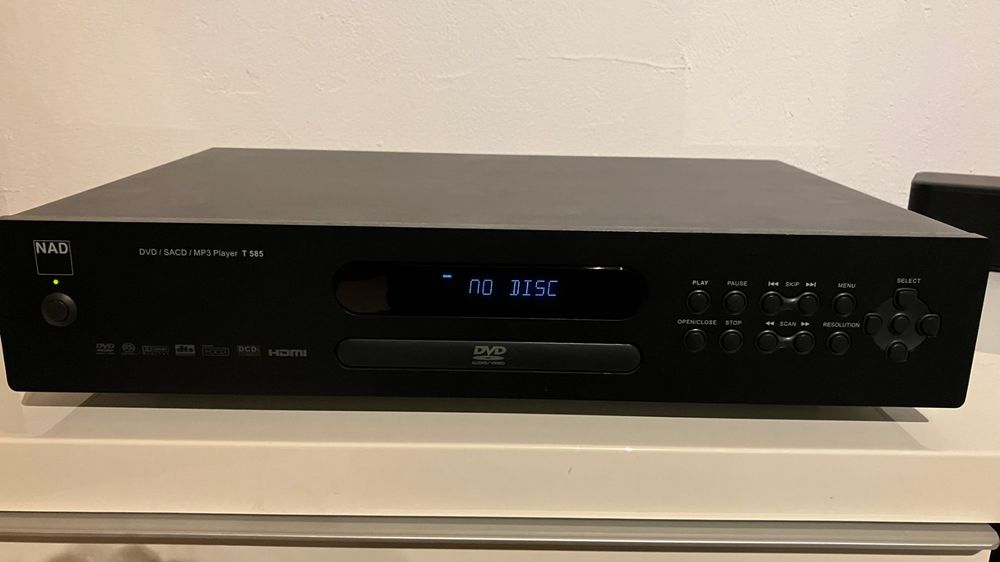 NAD T585 DEFEKT & Fernbedinung DVD7 (Defekt) in Emmenbrücke für CHF 20 ...