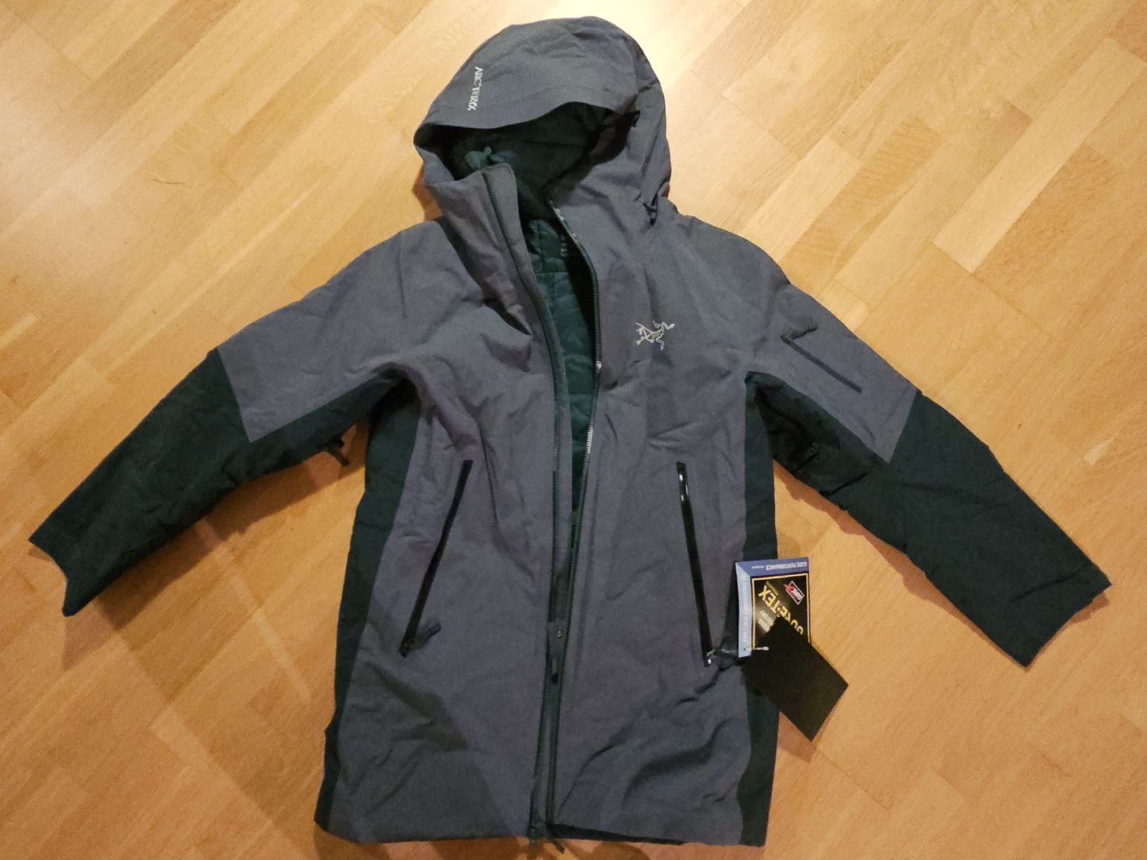Arcteryx Sentinel Insulated Jacket Women's (Neu und originalverpackt ...