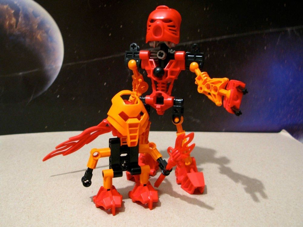 Lego Bionicle 8534 Tahu und 8540 Vakama von 2001 (Gebraucht) in ...