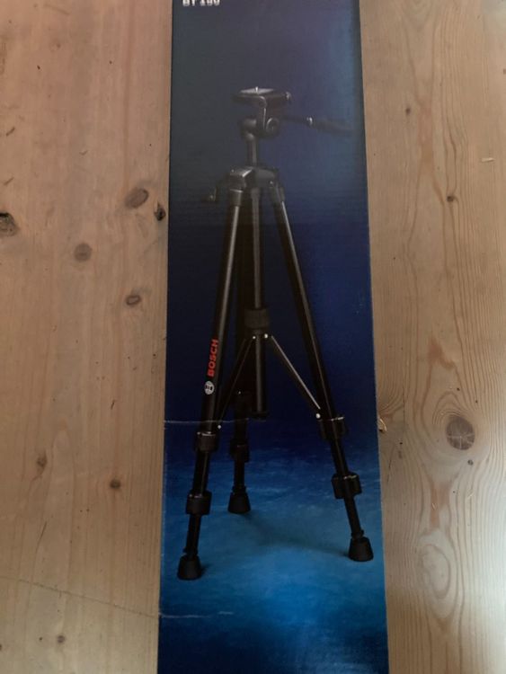 Bosch Stativ gem. Bilder (Neu und originalverpackt) in Wagen für CHF 11 – mit Lieferung auf ...