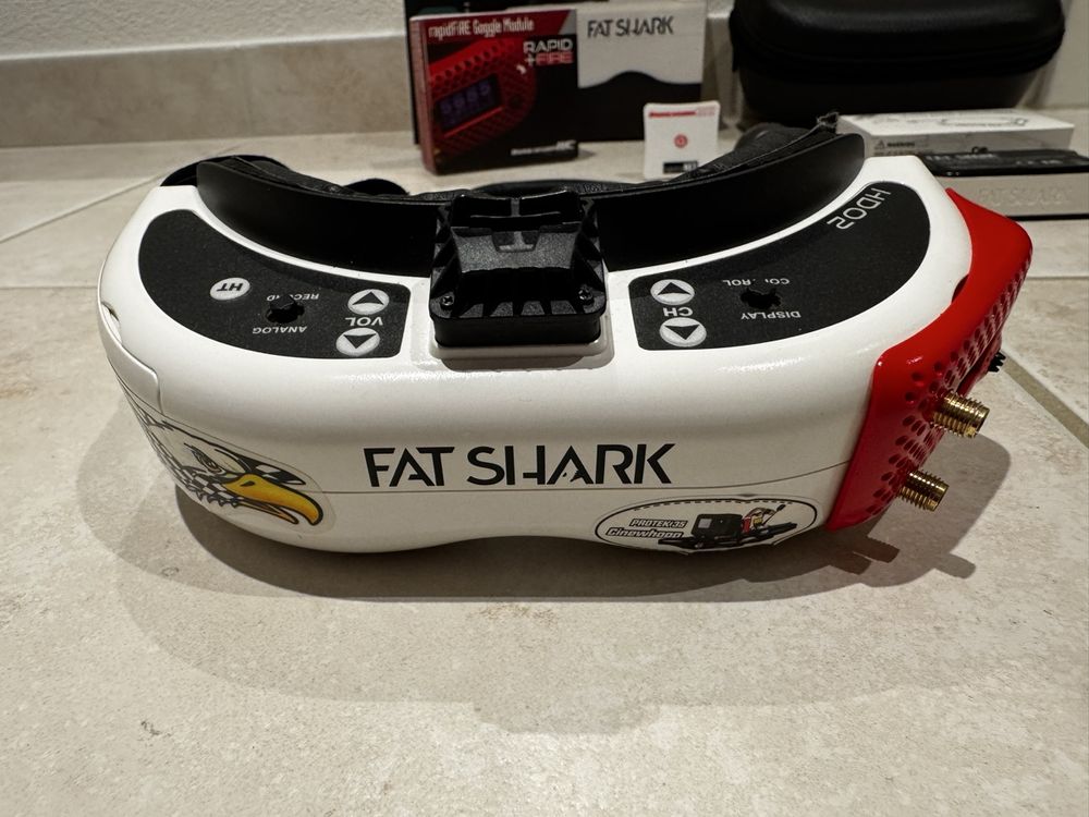 Fat Shark HD02 FPV Brille mit Rapid Fire Modul - Top! (Gebraucht) in ...