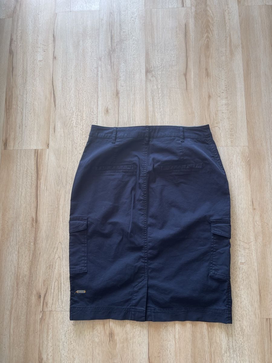 Jupe Hugo Boss 36 bleue foncée/ SVP lisez bien le texte (Neuf (Voir ...