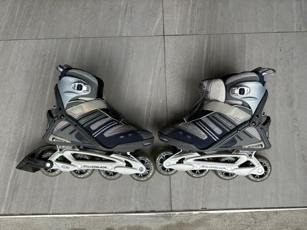 Rollerblades 43 (Gebraucht) in Thalwil für CHF 30 – mit Lieferung auf ...