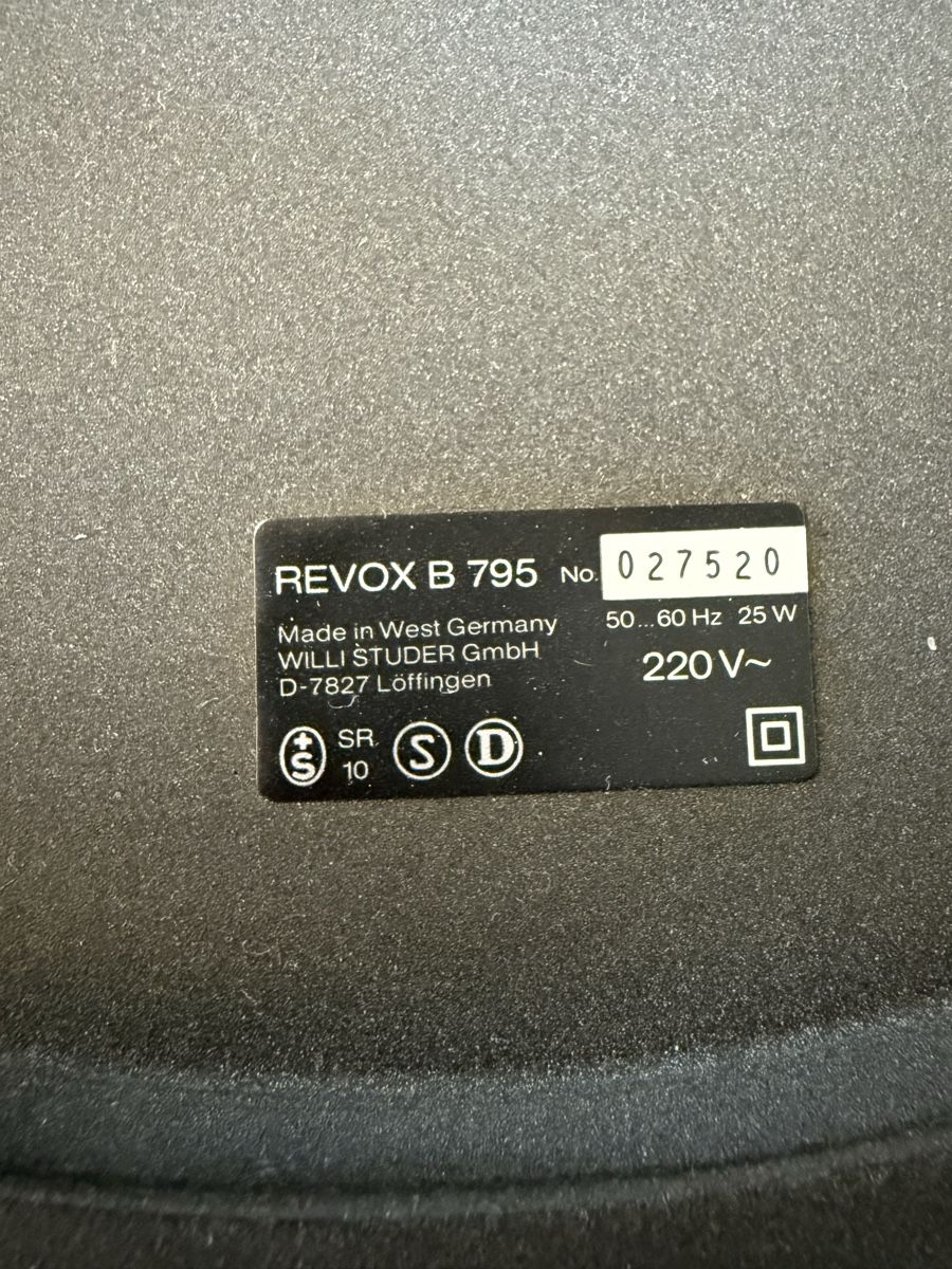 Revox B795 vendu comme défectueux la cellule ne descend plus ...