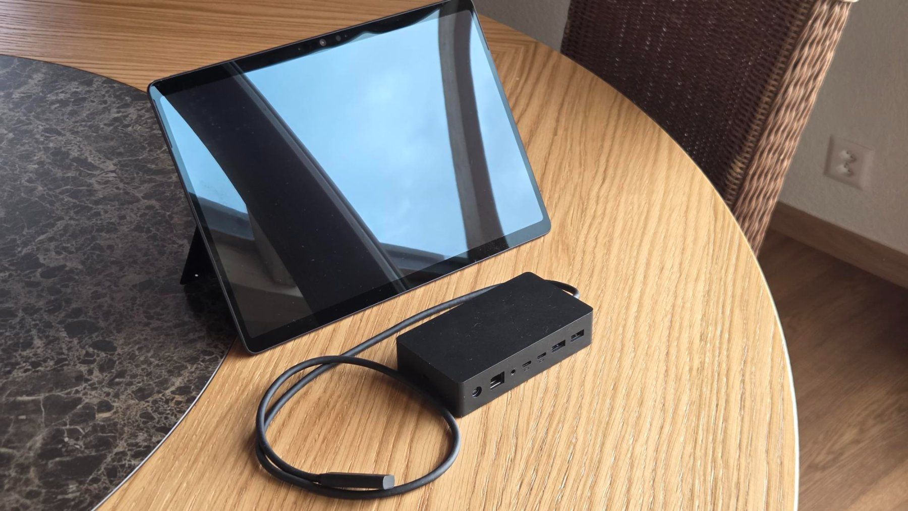 Surface Pro 11, Intel Core Ultra, 16GB, 512GB, inkl. Docking (Gebraucht ...