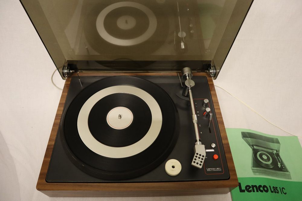 Plattenspieler Lenco L85 IC | Kaufen auf Ricardo