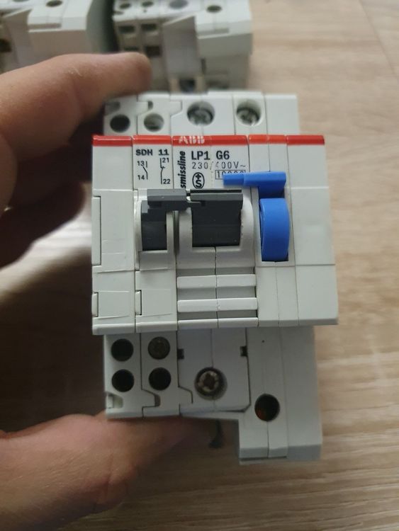 ABB SMISSLINE LP1 G6 Leitungsschutz (Gebraucht) in Zürich für CHF 4.5 – mit Lieferung auf ...