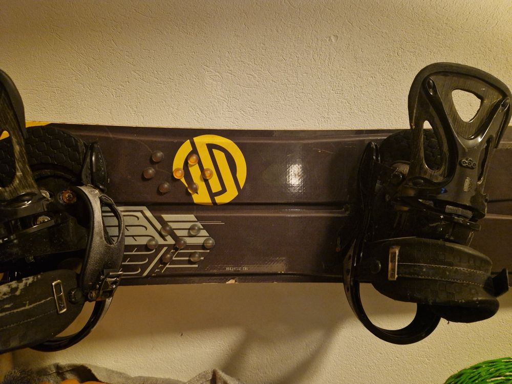 Snowboard Santa Cruz mit Burten P1 (Gebraucht) in Zürich für CHF 1 ...