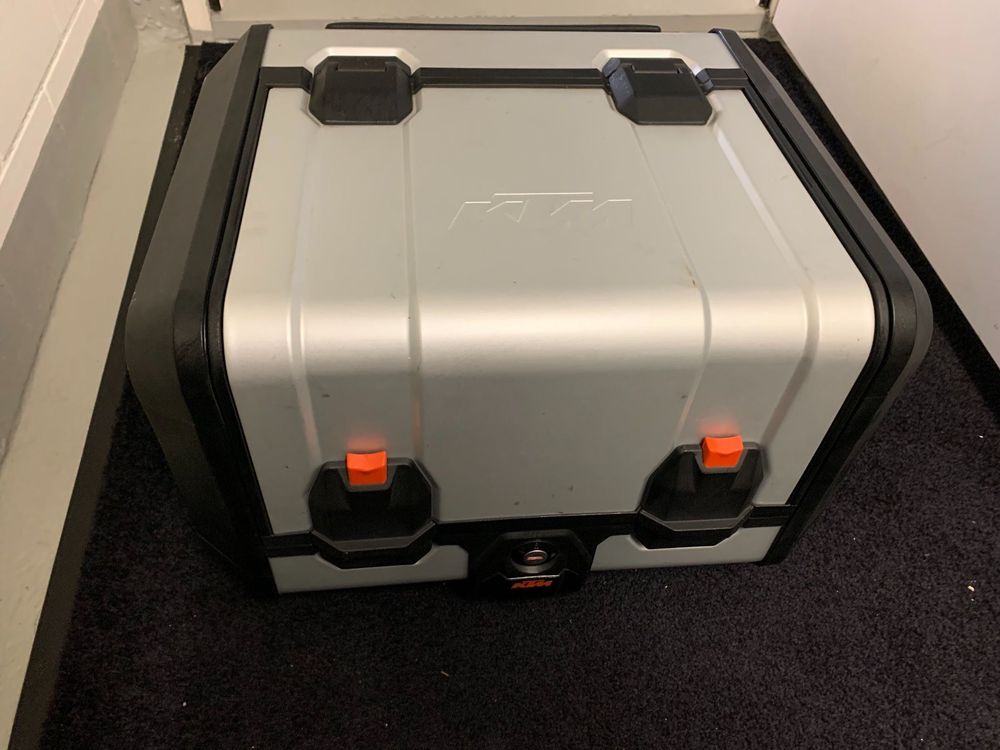 KTM Adventure Top Case (Gebraucht) in Buttikon SZ für CHF 140 – mit ...