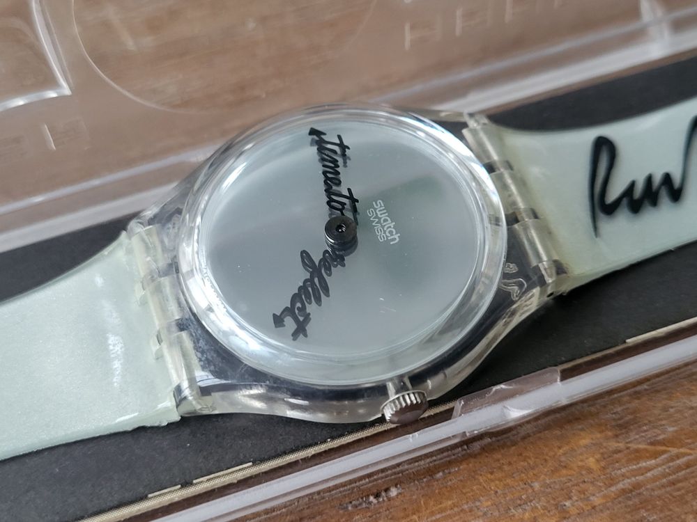 SWATCH SPECIAL GZ143 TIME TO REFLECT BY ROBERT NEU (Neu und originalverpackt) in Lommiswil für ...