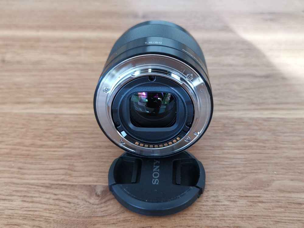 Sony 50mm Blende 1.8 Objektiv für den Sony E-Mount (Gebraucht) in für ...