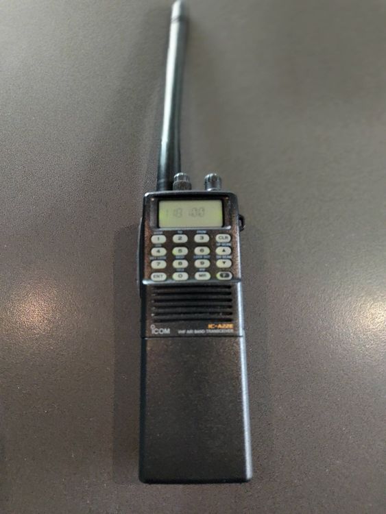 ICOM IC-A22E VHF Air Band Receiver | Flugfunk-Handfunkgerät (Gebraucht ...