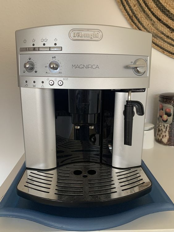 Delonghi Vollautomat Kaffeemaschine | Kaufen auf Ricardo