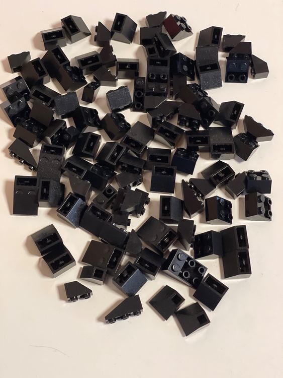 LEGO- 100 Schwarze negative Schräg Steine | Kaufen auf Ricardo