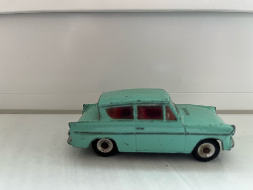 Dinky Toys Ford Anglia 105E No. 44, Vintage! (Gebraucht) in Otelfingen ...