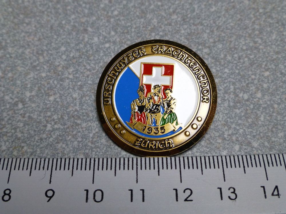 PIN ABZEICHEN ANSTECKER ABZEICHEN (Gebraucht) in Gränichen für CHF 1 ...