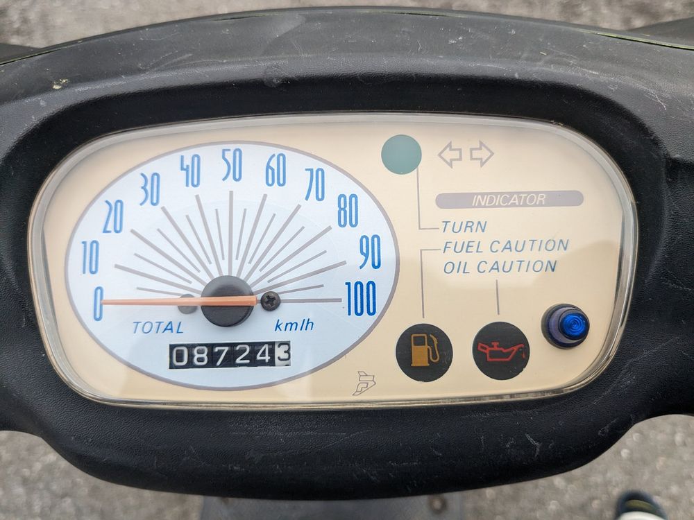 Roller MBK Ovetto YN50 schwarz nur 8'800km (Gebraucht) in Münsingen für CHF 500 – nur Abholung ...