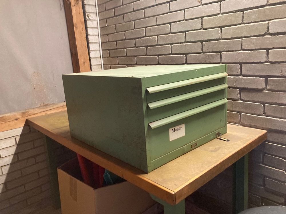 Kleines Schubladen-Element (Gebraucht) in Gerlafingen für CHF 140 – nur Abholung auf Ricardo kaufen