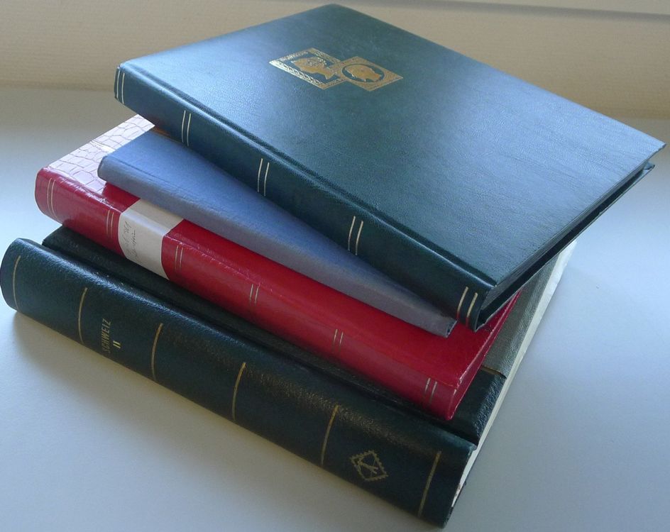 1882-2000, 4 Album "Schweiz-Marken". Enorme Fundgrube! (Gebraucht) in ...