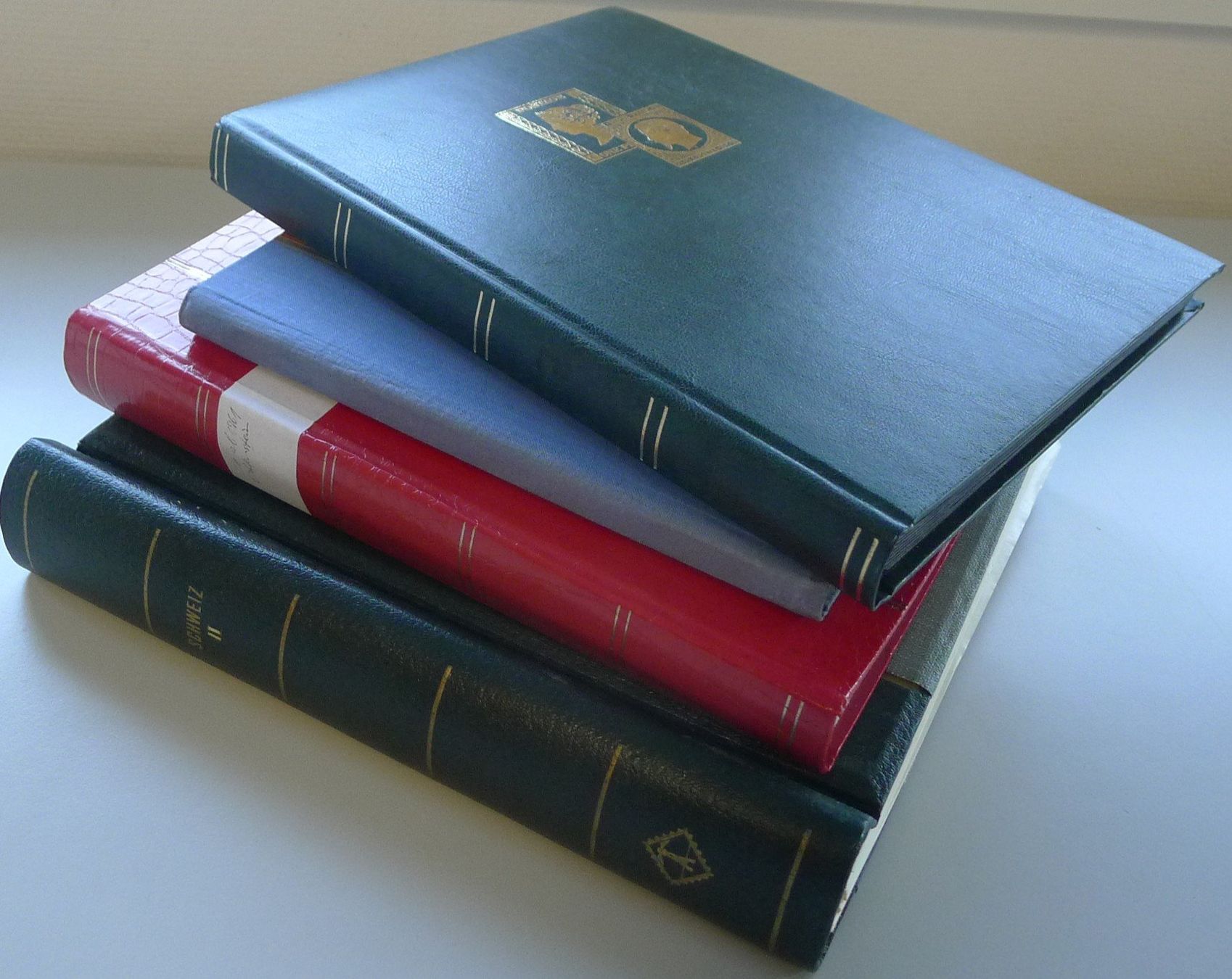 1882-2000, 4 Album "Schweiz-Marken". Enorme Fundgrube! (Gebraucht) in ...