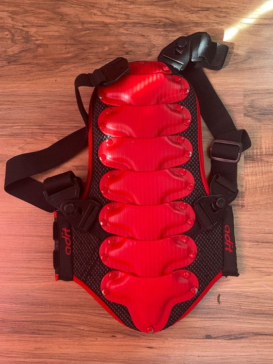 Rückenpanzer für Kinder (57-60 cm) (Gebraucht) in Wolfwil für CHF 15 ...