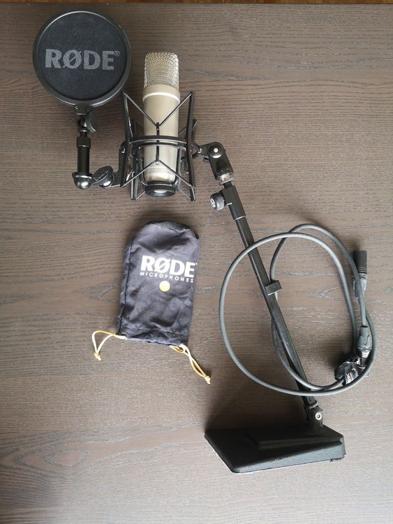 Rode NT-1A inkl. Tischständer (Gebraucht) in Luzern für CHF 59 – mit ...