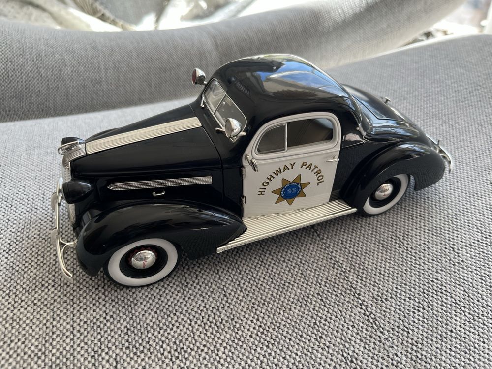 Modellauto 1:18 (Gebraucht) in Steffisburg für CHF 30 – mit Lieferung ...