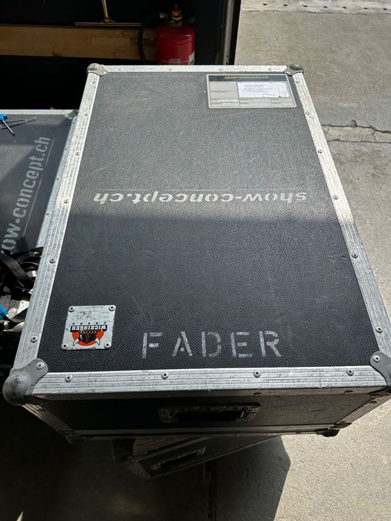 Digital Mischer Yamaha DM1000 inkl. Case (Gebraucht) in für CHF 830 ...