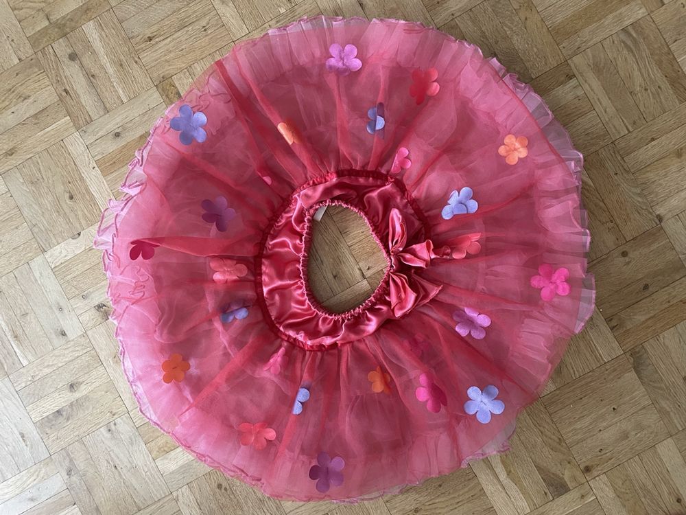Kinder Rock zum Verkleiden (Gebraucht) in Uster für CHF 1 – mit ...