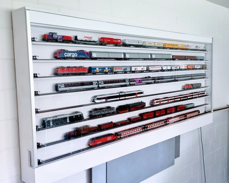 Befahrbarer Zug-Lift, Vitrinenbahnhof H0 - Pläne f. Eigenbau (Neu und originalverpackt) in ...