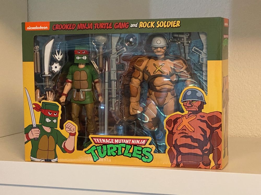 NECA Teenage Mutant Ninja Turtles Turtle Gang & Rock Soldier (Neu und ...