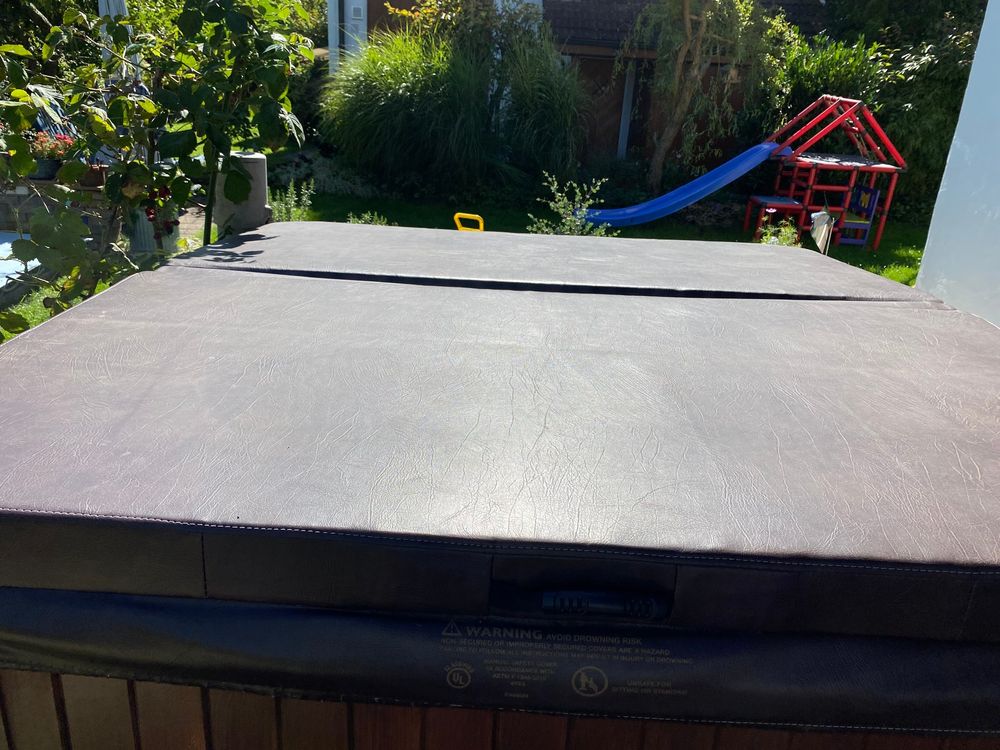 Isolierte Jacuzi Whirlpool Abdeckung 165 x 185 cm (Gebraucht) in ...
