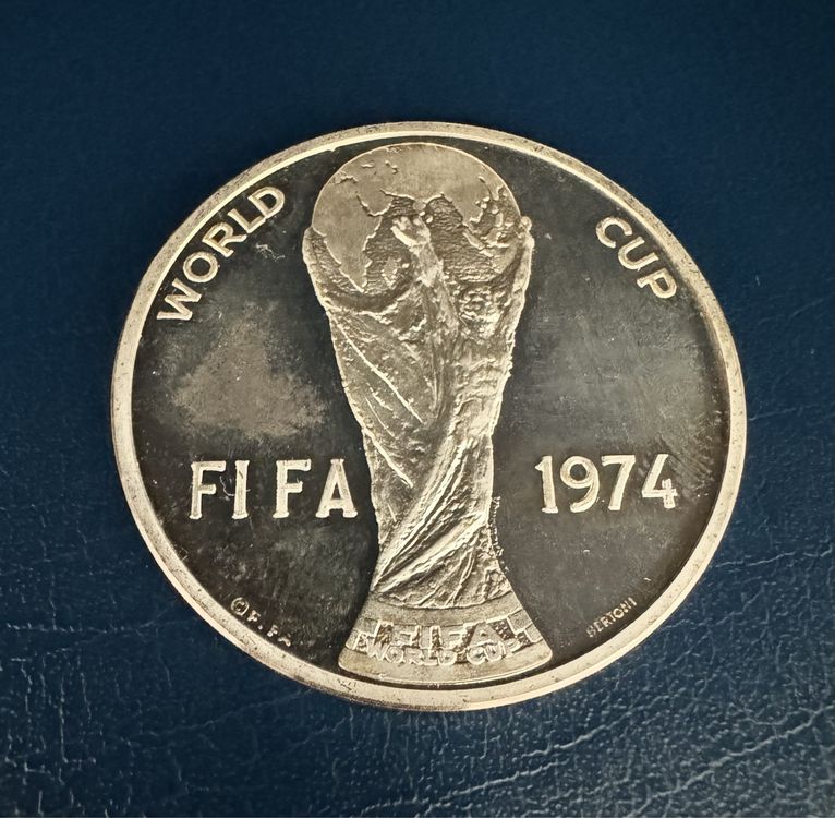 Silbermedaille DE WM FIFA 1974 | Kaufen auf Ricardo