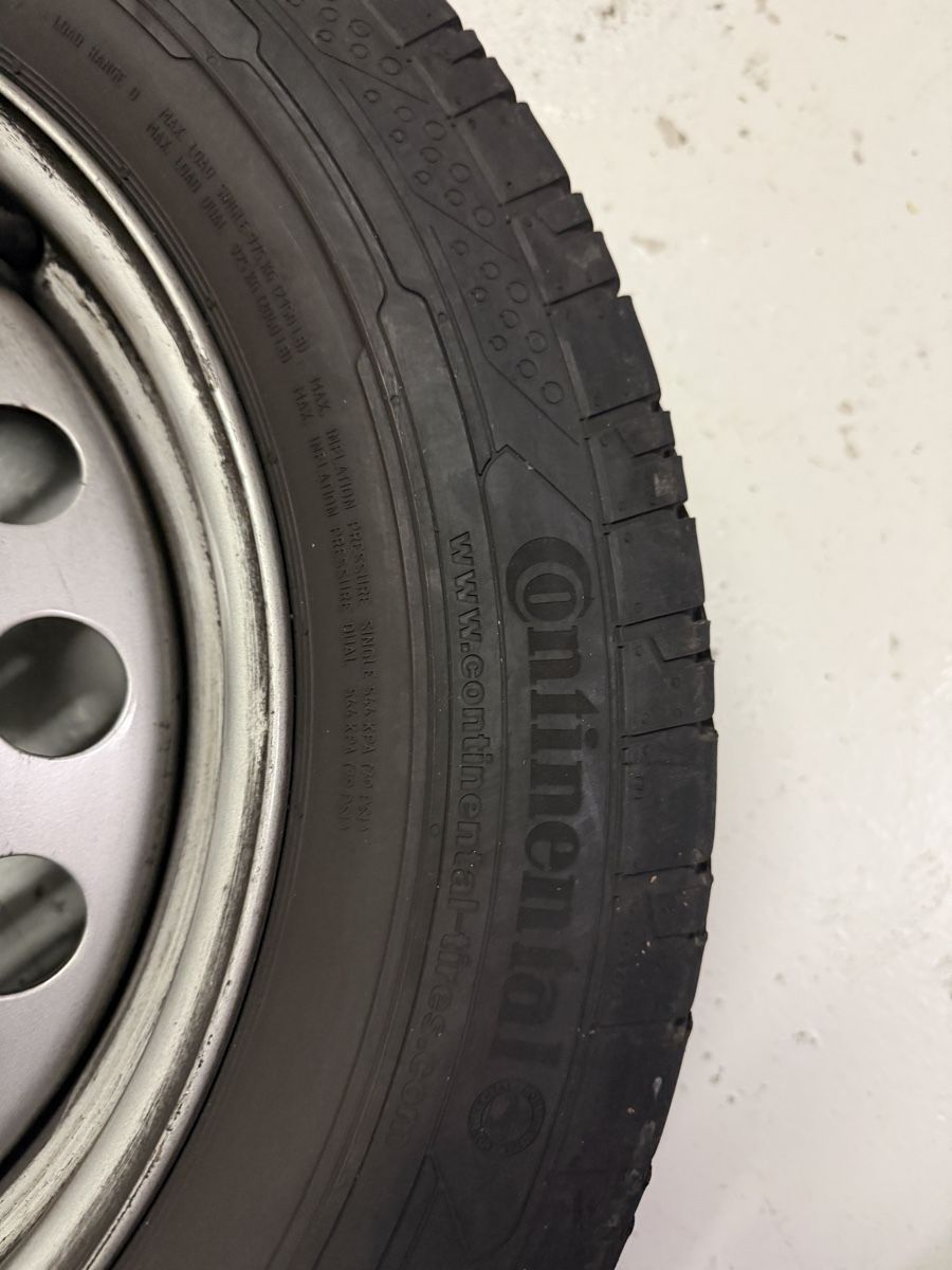 Winterrad Continental 205/65 R16 C auf Stahlfelge! Top! (Gebraucht) in ...