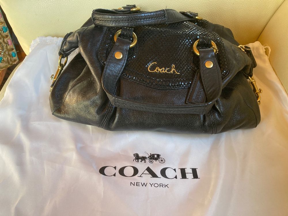 Original Coach Tasche (Gebraucht) in Bassersdorf für CHF 50 – mit ...