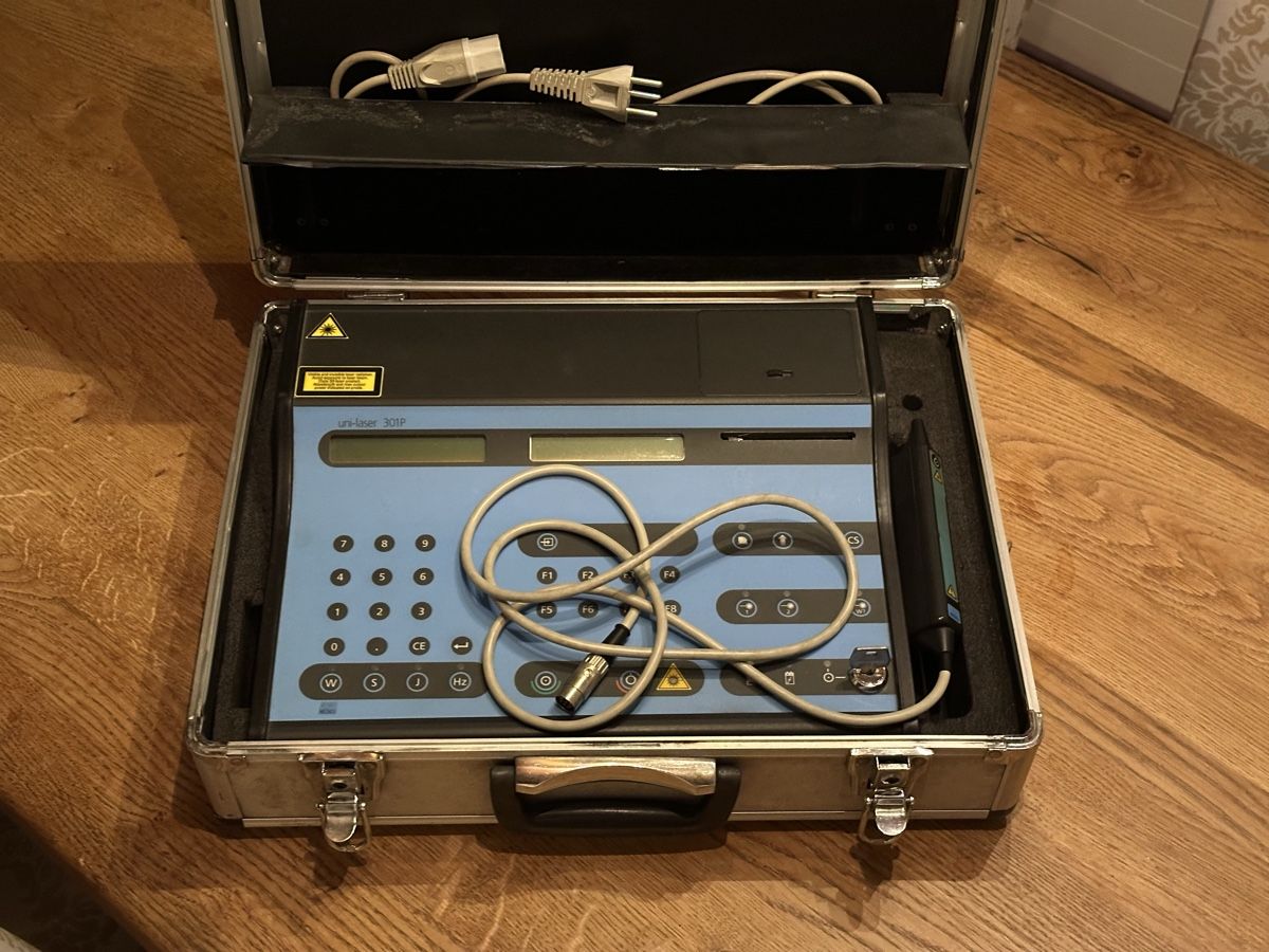 Preisvorschlag? Uni-Laser 301P, Top Zustand, inkl. Koffer (Gebraucht ...