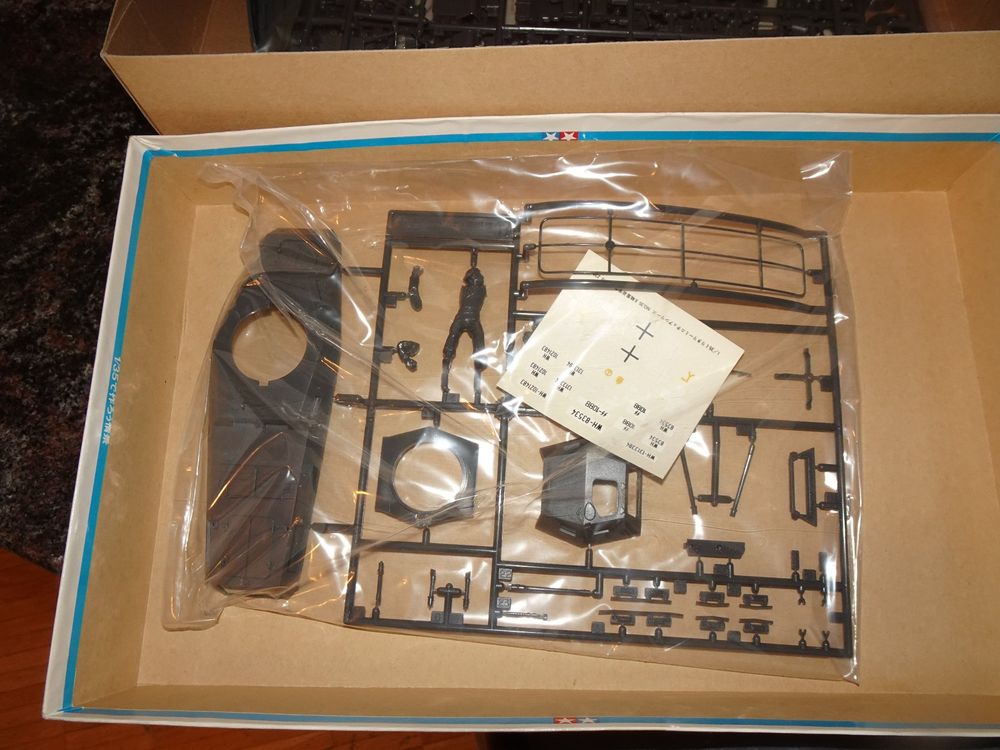 Tamiya Schweizer Panzerspähwagen 8 Rad Sdkfz 232 Bausatz (Neu (gemäss ...