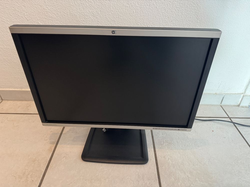 HP LA2405x 24 Zoll Monitor | Kaufen auf Ricardo