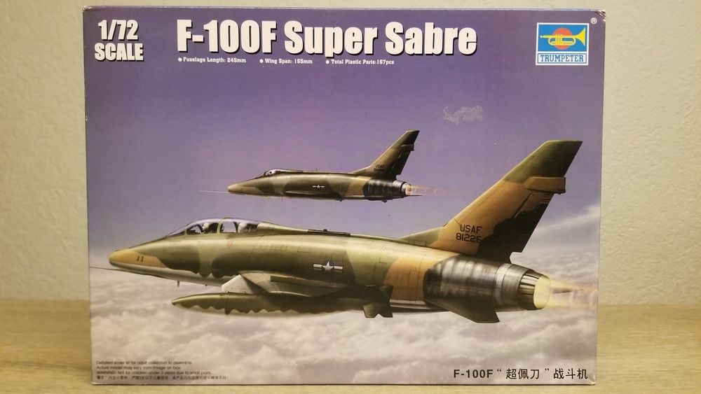 Trumpeter 01650 F-100F Super Sabre (Neu und originalverpackt) in Schwadernau für CHF 18.9 – mit ...