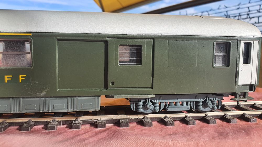 Voiture voyageurs / fourgon des CFF (Gebraucht) in Yverdon-les-Bains ...