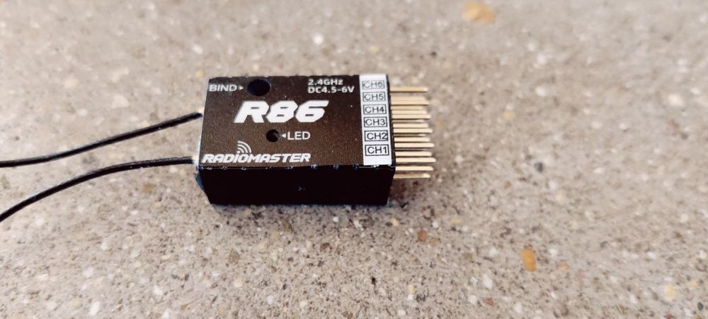 RadioMaster R86 D8 kompatibler 6-Kanal PWM Empfänger (Gebraucht) in ...