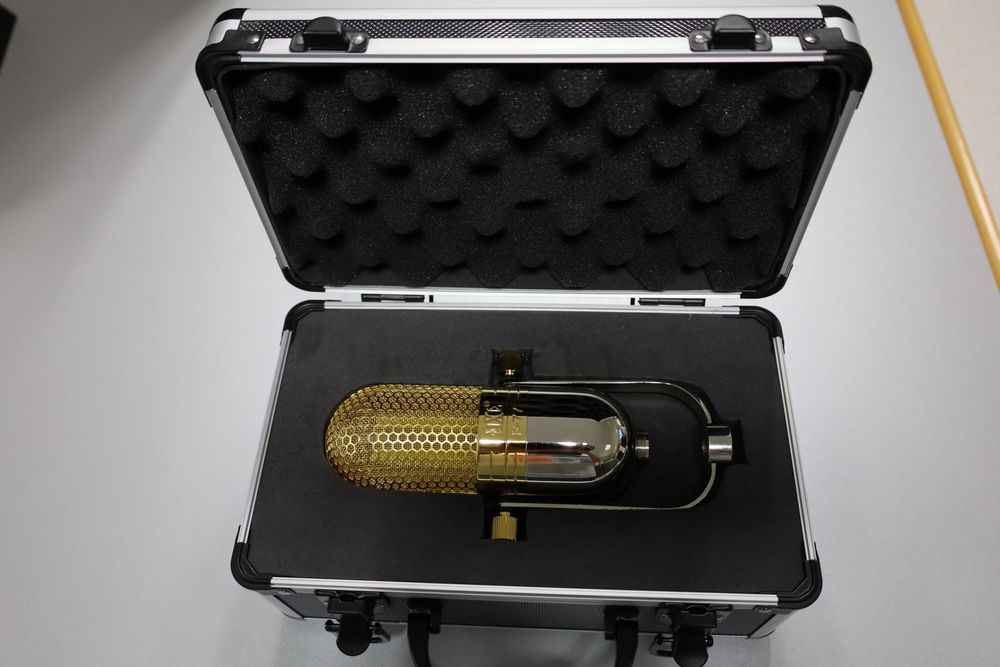 MXL R77 - Mikrofone inkl. Tischstativ und HotShot DM1 (Gebraucht) in Oberflachs für CHF 111 ...