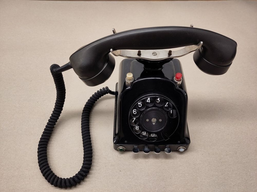 Antiker Telefonapparat Linienwähler Modell 29 (Gebraucht) in Schmitten ...
