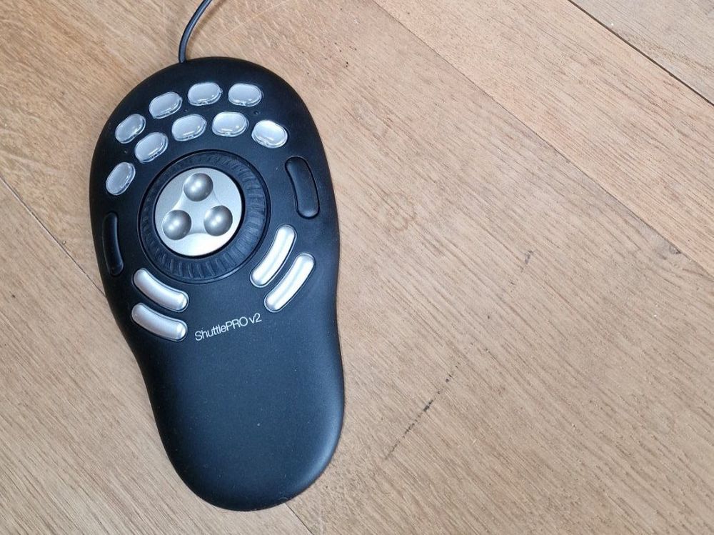 Multimedia Controller ShuttlePRO v2 (Gebraucht) in Recherswil für CHF ...